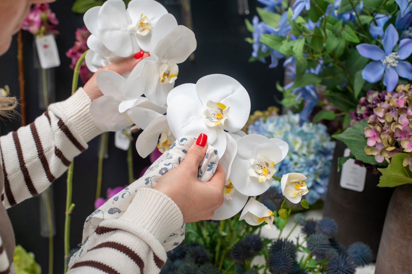 The Best Methods on How to Clean Artificial Plants Effectively - Foliages